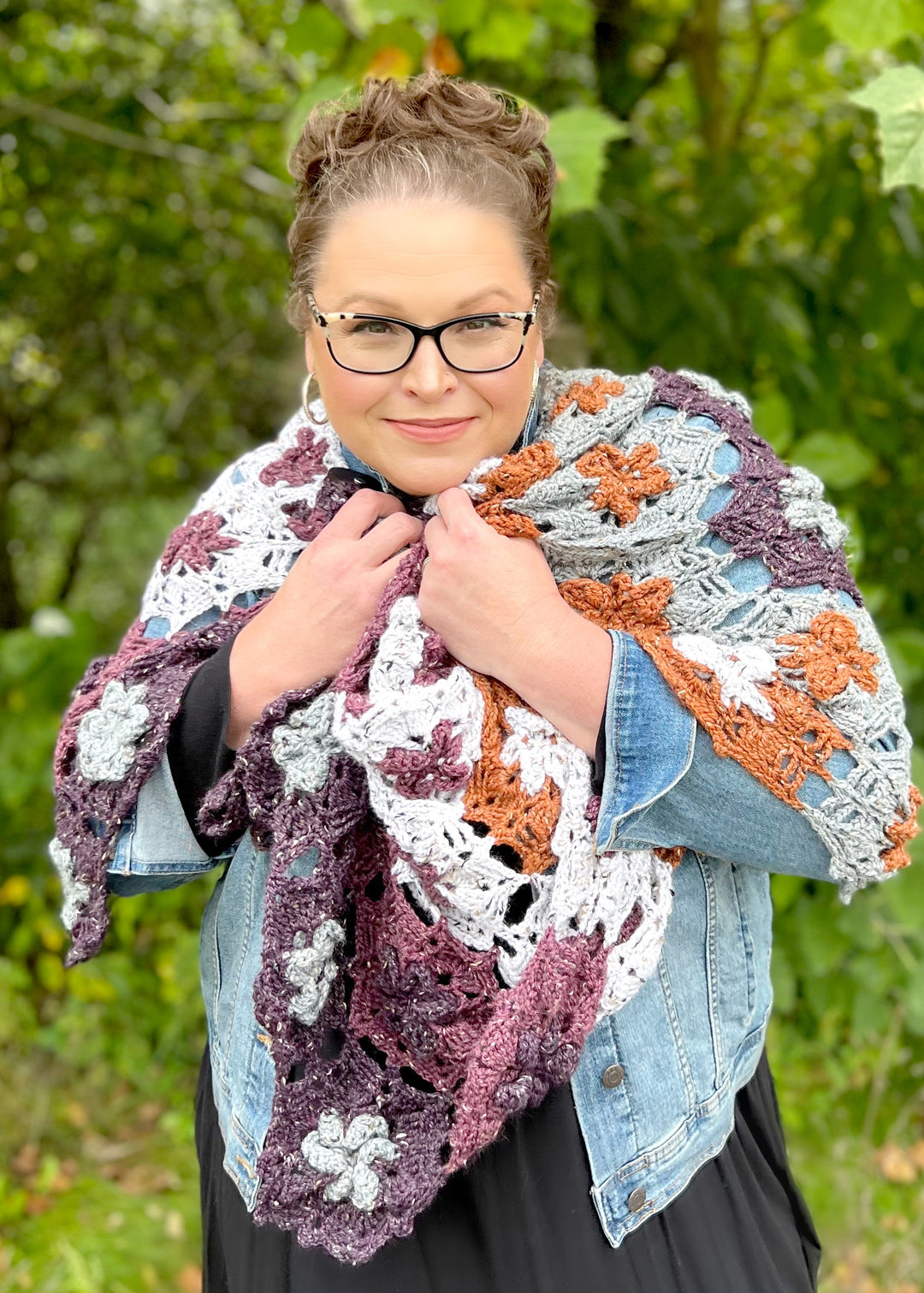 Cute & Cozy Crochet Shawl Pattern - The Pelargonium Motif | Marly Bird ...